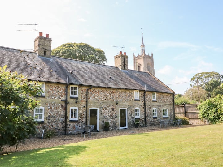 Flint Cottage - Swaffham