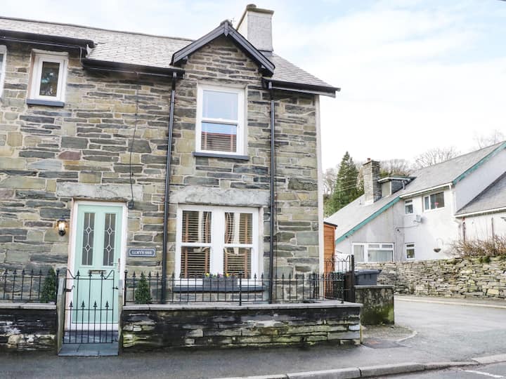 Llwyn Onn - Snowdonia National Park
