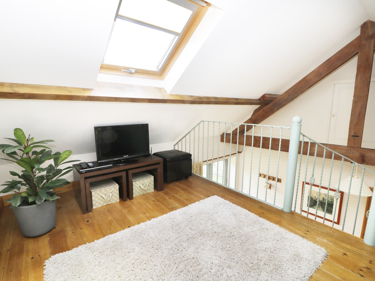 Steinkreuz - Häuser zur Miete in Spaunton, England, Vereinigtes ...