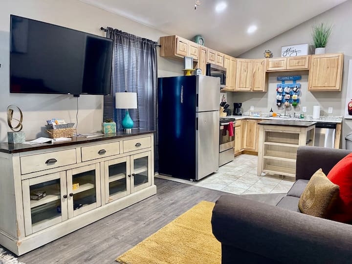 Rejuvenation Station - 2br 1ba - Close To Tech - Lubbock, TX