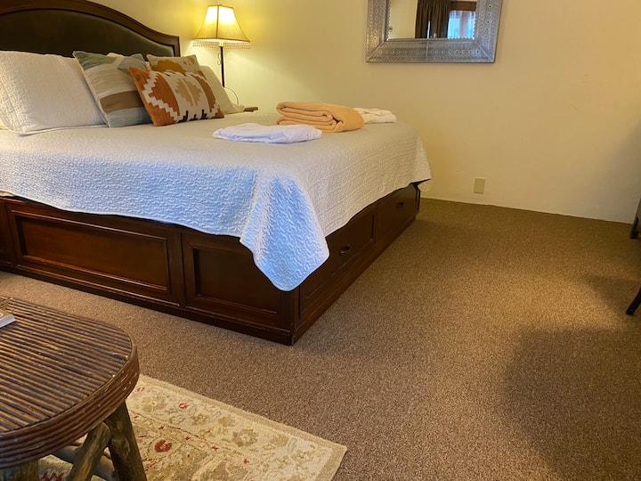 Silver Moon At Casa De Tres Lunas - Santa Fe, NM