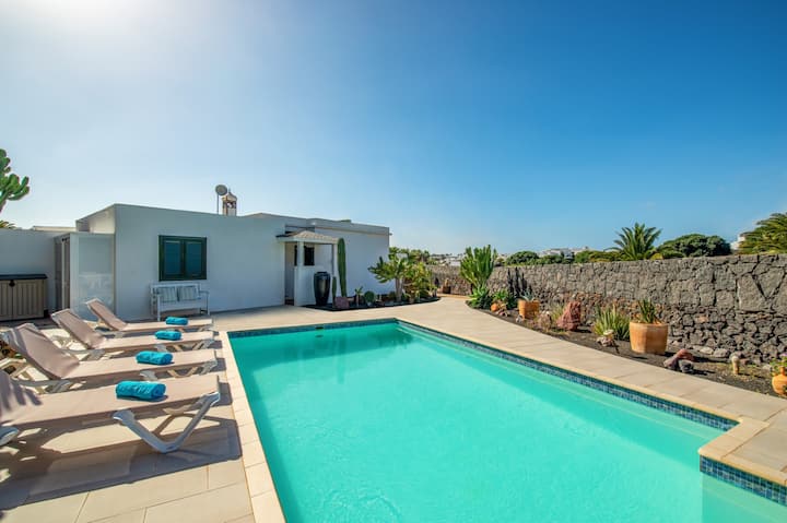 Villa Sarita Sol By Villa Plus - Playa Blanca