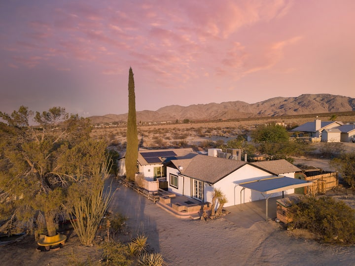 Cowboy Pool + Fire Pit | Chic Design | Asteroid - Twentynine Palms, CA