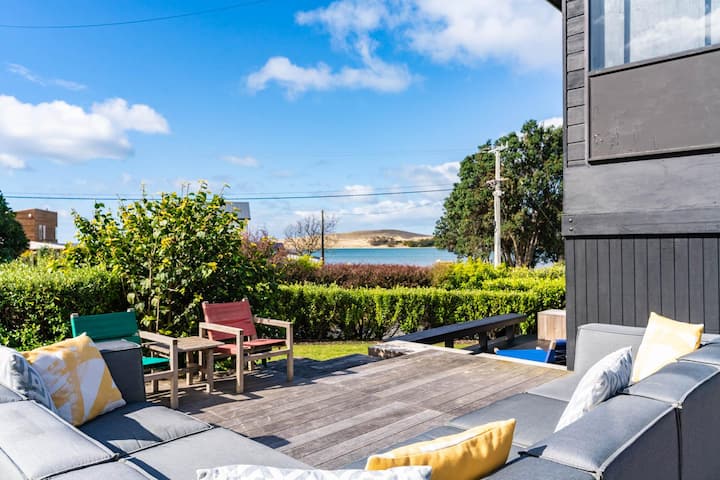 Dune Views - Sunny With Estuary Views/access - Mangawhai