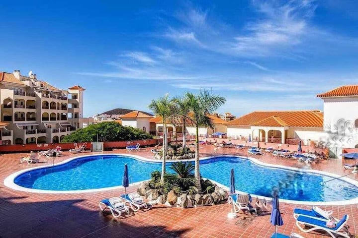 Dinastia D201 By Tenerife Rental & Sales - Los Cristianos