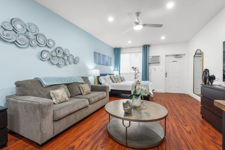 The Pearl Beachside Apartment #6 - Hollywood, FL