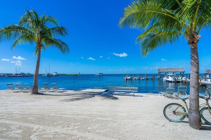 Exec Bay W/heated Pool Beach Tennis/pickleball - Islamorada, FL