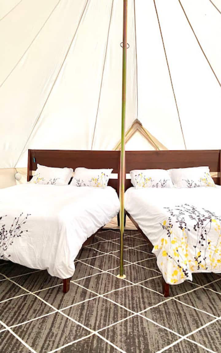 Double Queen Glamping Tent - Seneca Lake, NY