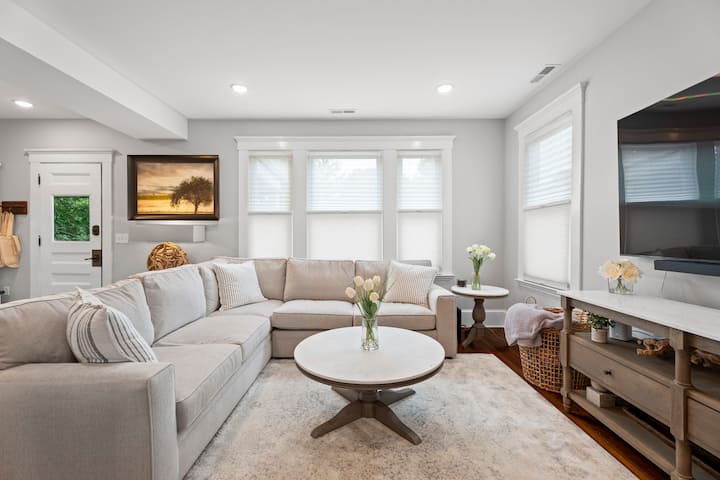 Luxury Suite With Enhanced Quiet Features - 302 - New Haven, CT