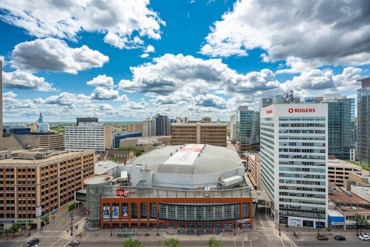 18th Floor Views! + Across From Canada Life Center - Winnipeg