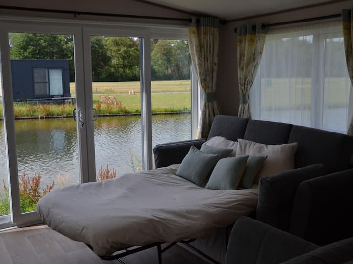 Joli Chalet Dans Un Complexe De Luxe En Flandre - Beerse