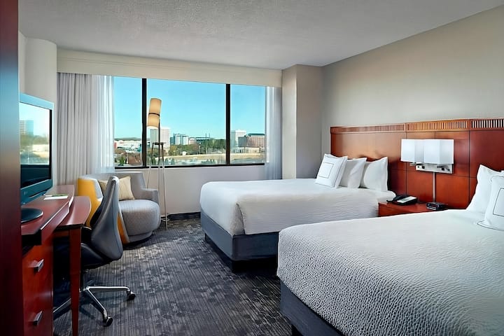 Best Value, Quality Stay! 3 Great Units, Pool - Atlanta, GA