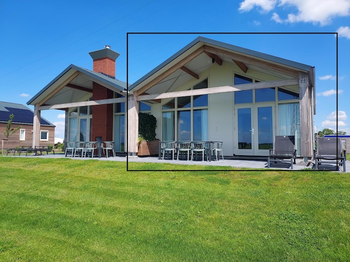 Spacious 8-pers. Semi-detached Bungalow With Views - Heerenveen
