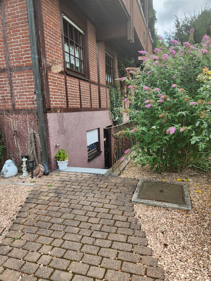 Appartement-supérieure-salle De Bain Privée-ferien - Saarbrücken