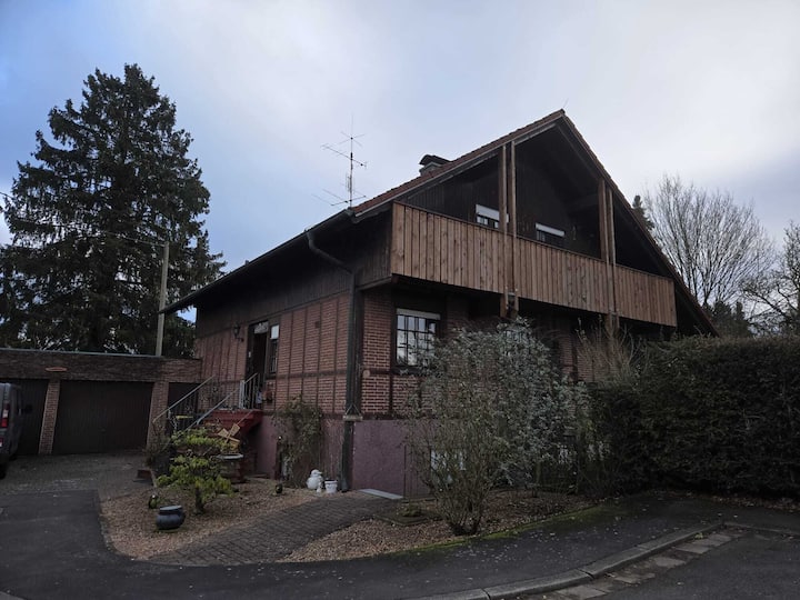 Appartement-supérieure-salle De Bain Privée-ferien - Forbach