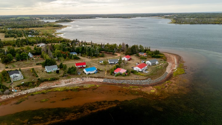Beach Access | Bayside Breeze Cottage - Prince Edward Island