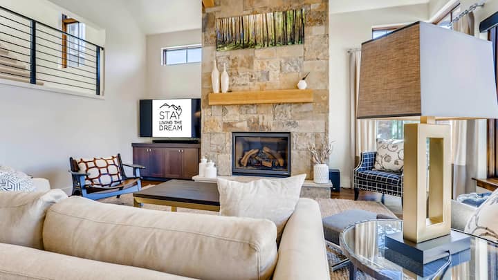 New Listing! Private Hot Tub, River Acces, Luxury - Breckenridge, CO