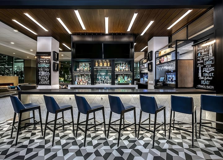 Relax And Recharge! Pet-friendly, 4 Comfy Units! - コロンバス, OH