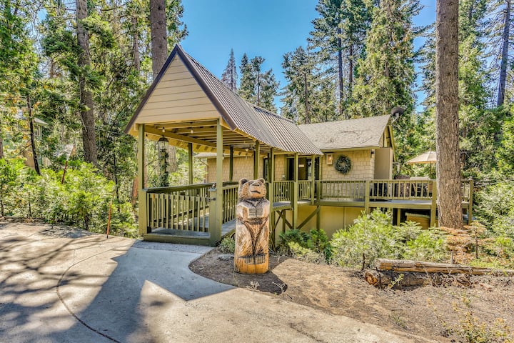 3 Mi To Shaver Lake: Cozy 'Bears Hideaway' Cabin! - Shaver Lake, CA