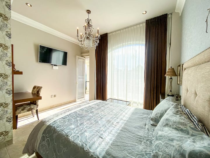 Luxury Apt With Balcony L León Gto - León, México