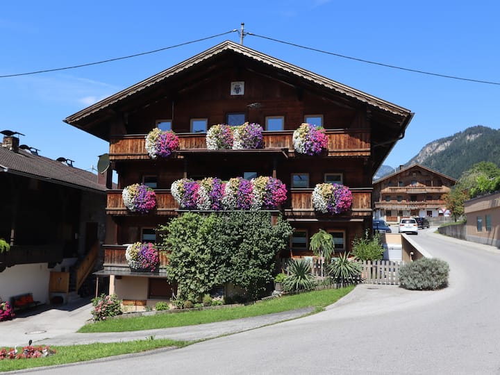 Bel Appartement Dans Le Style Typiquement Tyroli - Reith im Alpbachtal