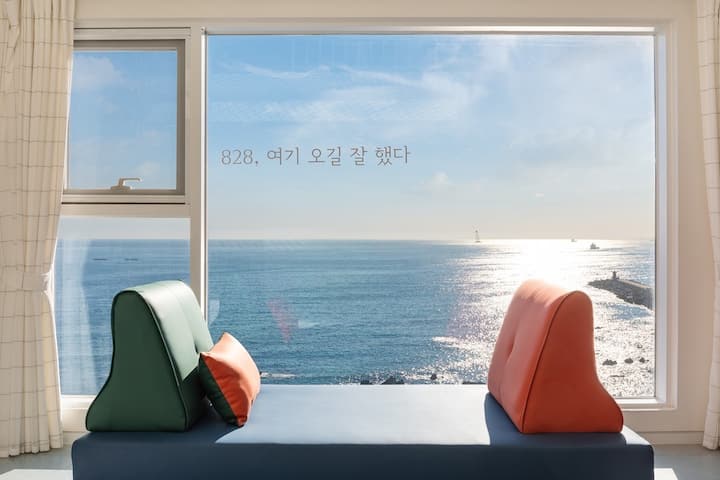 [오션뷰] #스카이밸리 #논골담길 401b(복층,욕조) - Donghae-si