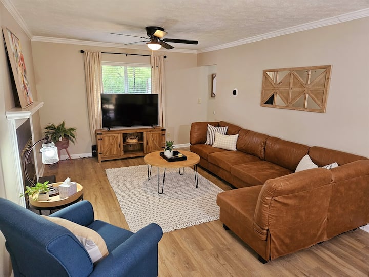 Miller Brite 3 Br/1.5 Bath By Capital City Vacay - Bishop Lake, Lansing