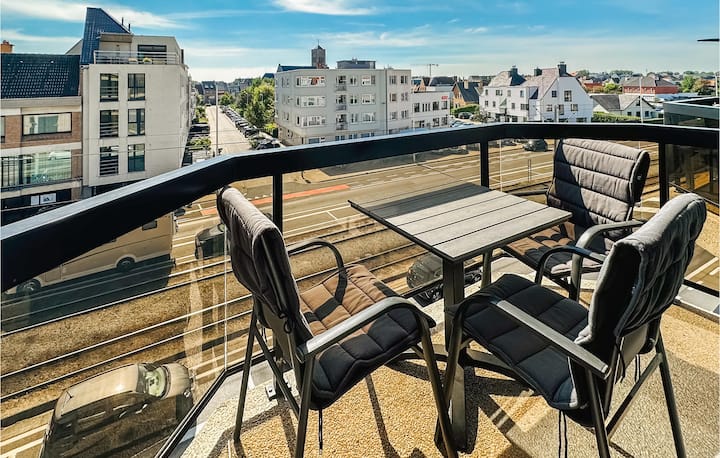 Awesome Apartment In Oostende With Wifi - Ostend