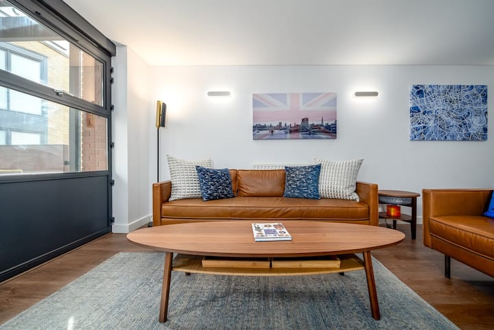 Modern & Spacious 2 Bedroom In Central London - 런던
