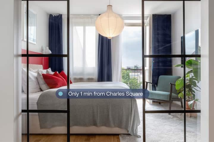 Turnkey | Charles Square Apartment – With Balcony - Prague