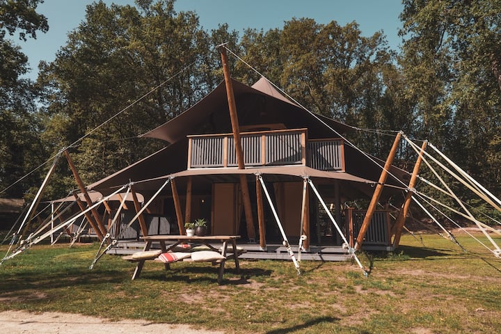Koningslodge Met Hottub | 4-8 Pers. - Zélande