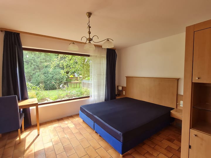 Garden South, 29m² With Terrace, Up To 2 Persons - Raubling