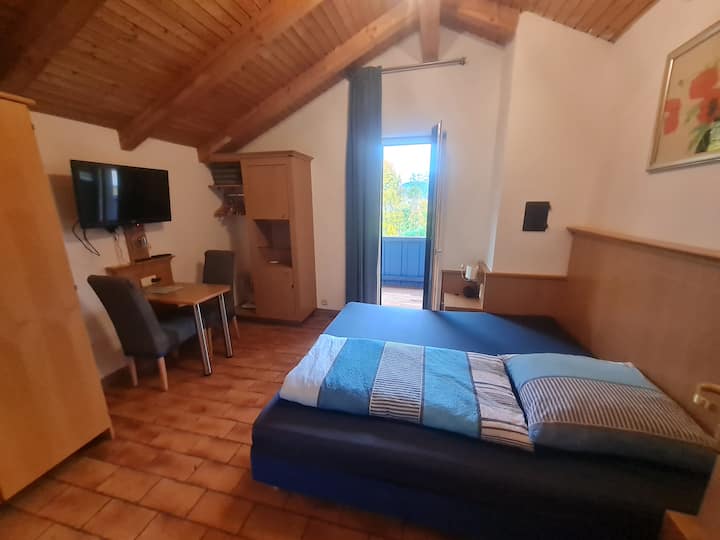 Above The Clouds, 18 M² For Up To 2 People - Rosenheim