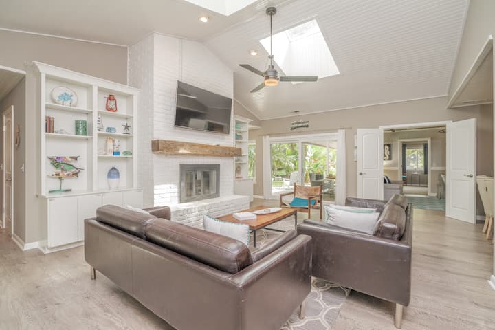 Mooring Buoy 187 | Resort Amenities, Pet Friendly - Hilton Head Island, SC