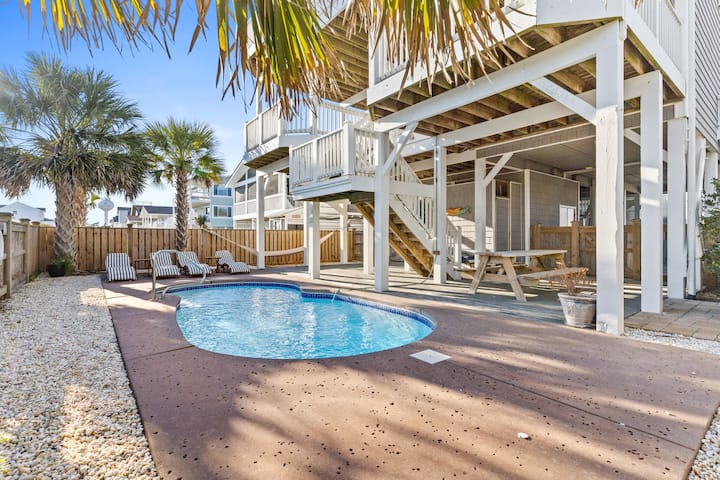 Spacious 5-bedroom Home With Private Pool In Oib - Ocean Isle Beach, NC