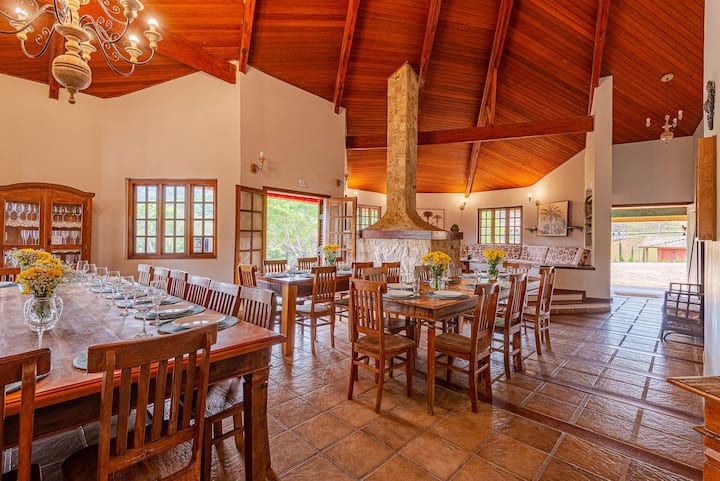 Casa Na Fazenda: 40 Hósp, 10 Suítes, Piscina, Wifi - Brasil