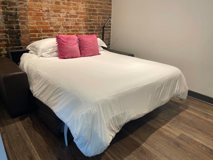 Capitol Hill Flats Microstudio - Capitol Hill, DC