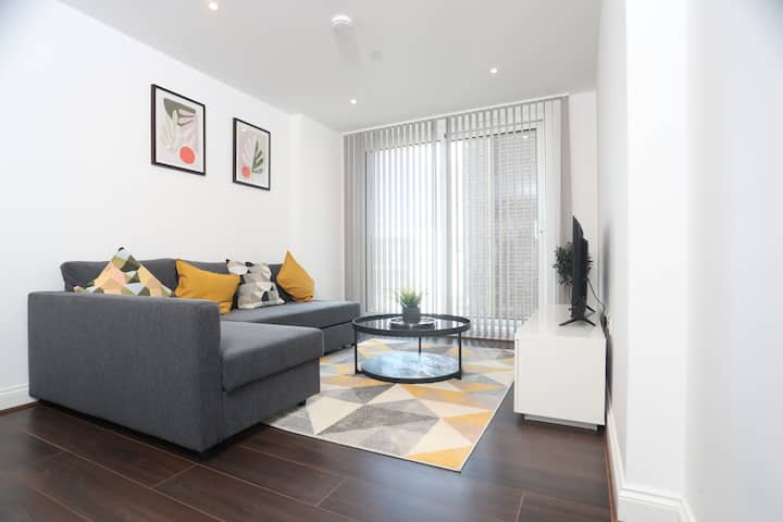 Luxury Apartment In Central Watford - Watford