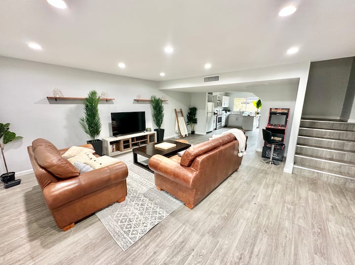 Spacious 3-bedroom Getaway! - Tempe, AZ