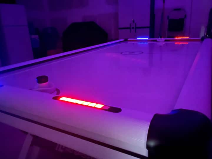 Discounted Charleston 2 King Suites Hot Tub Games2 - North Charleston, SC