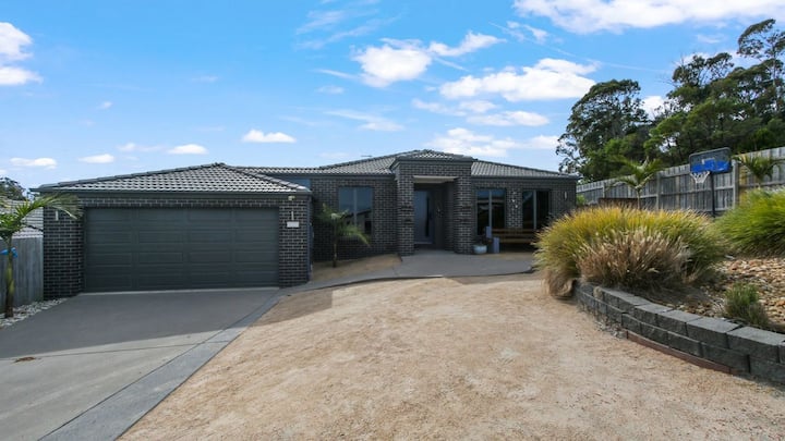 Hello Paradise | Lakes Entrance Family Escape - Lakes Entrance