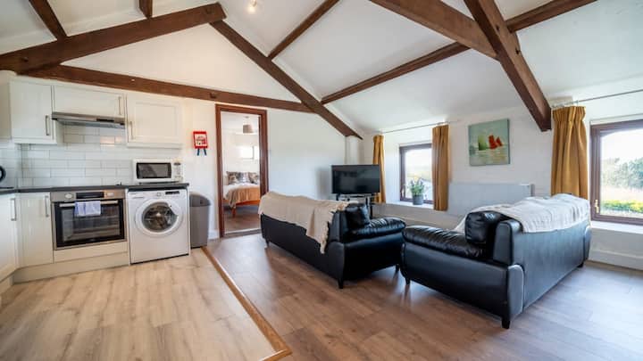 Lovely 3 Bedroom Holiday Cottage Nr Bude - Widemouth Bay