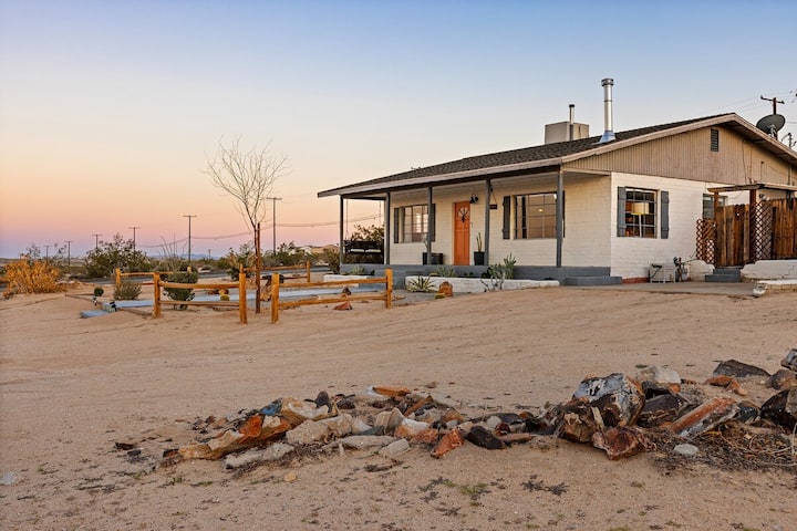 Casa Homestead Hemel| Pool | Downtown 29 Palms - Twentynine Palms, CA