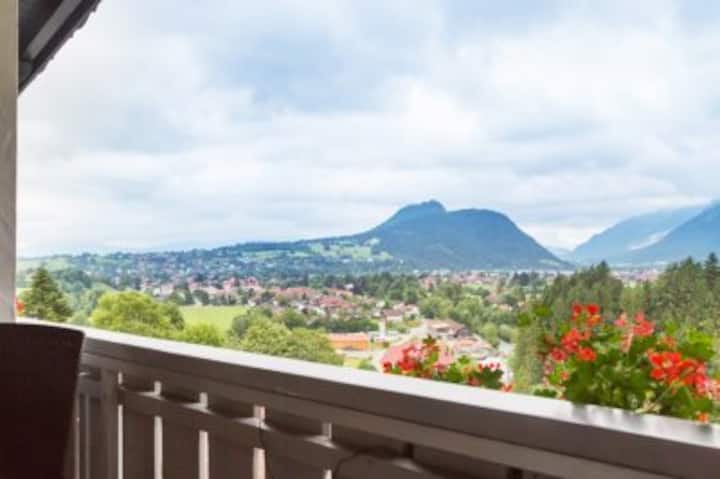 Panorama Lodge 11 Edelweiss (Wildgrün) - Pfronten
