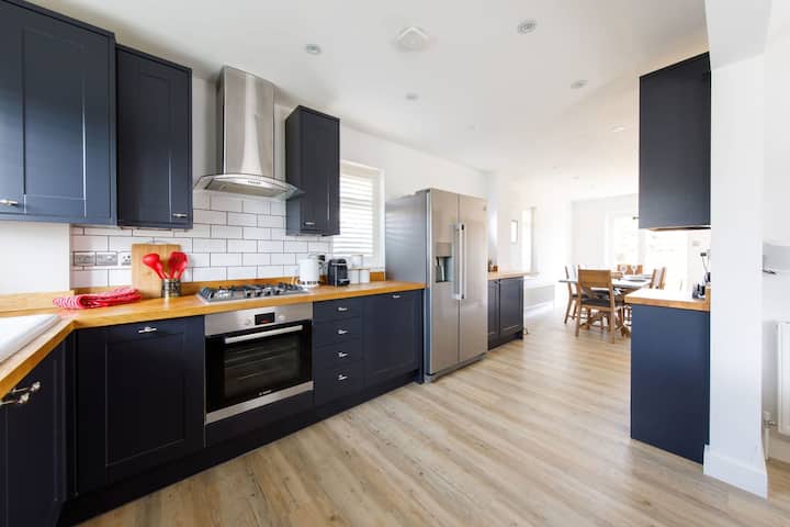 Coastal Retreat For 6 Close To Beaches - West Wittering