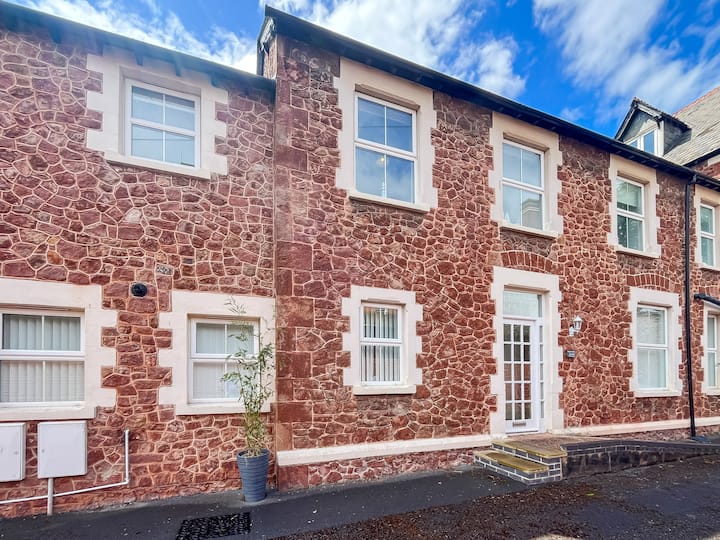 Beachside Cottage, Minehead - Minehead