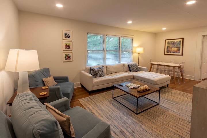 4 Br Sleeps 10 Near Uga & Downtown - 아테네