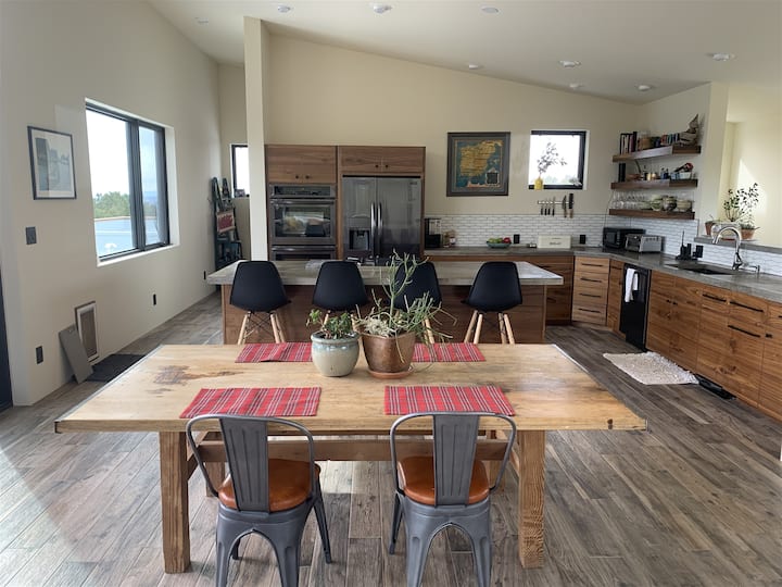 Modern Mountain Living - Taos Ski Valley, NM