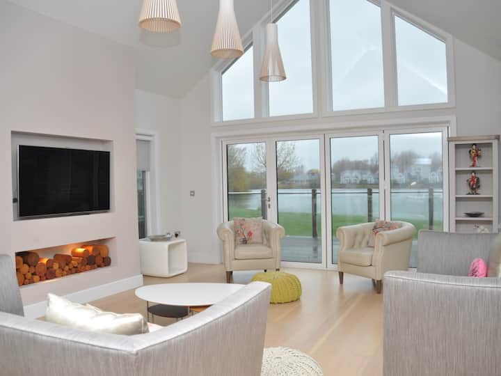 4 Bed In South Cerney (72676) - South Cerney