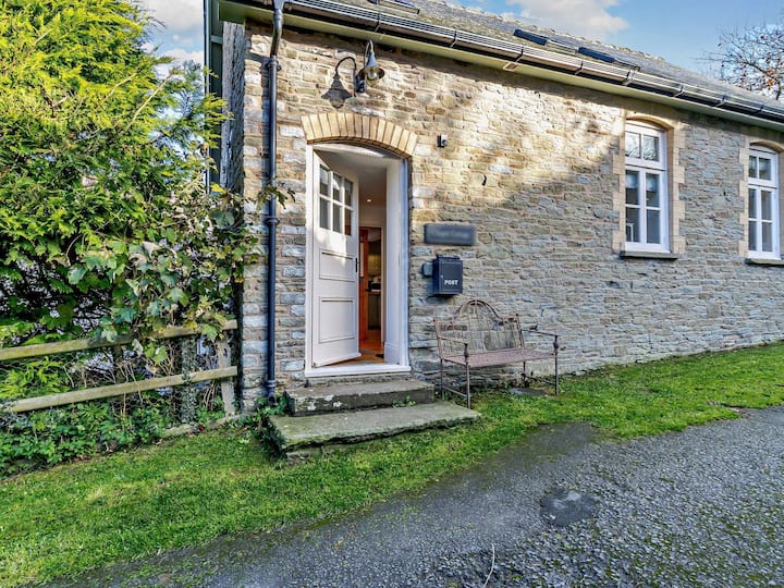 2 Bed In Painscastle (74316) - Hay-on-Wye
